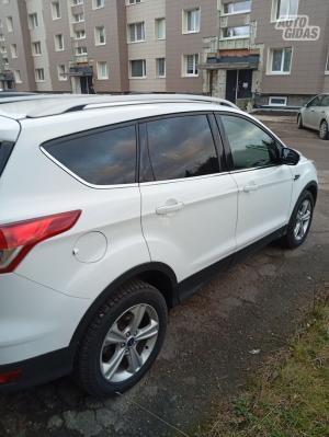 Balts Ford Kuga 2014 Joniškis, ar dzinēja tilpumu 2.00 L un nobraukumu 270 tūkst. km par 7200 €, foto 3 vietnē AUTOMOTO.COM.LV