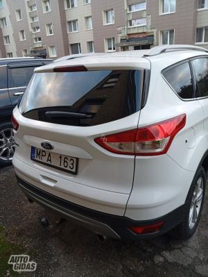 Balts Ford Kuga 2014 Joniškis, ar dzinēja tilpumu 2.00 L un nobraukumu 270 tūkst. km par 7200 €, foto 5 vietnē AUTOMOTO.COM.LV