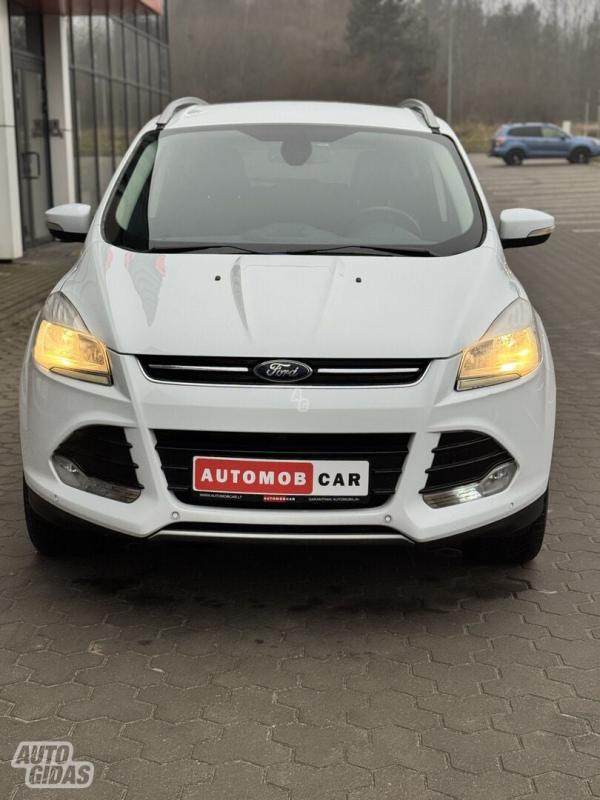 White Ford Kuga 2014 in Vilnius, with an engine capacity of 2.00 L and mileage of 238 thousand km for 6850 €, photo 2 on AUTOMOTO.COM.LV