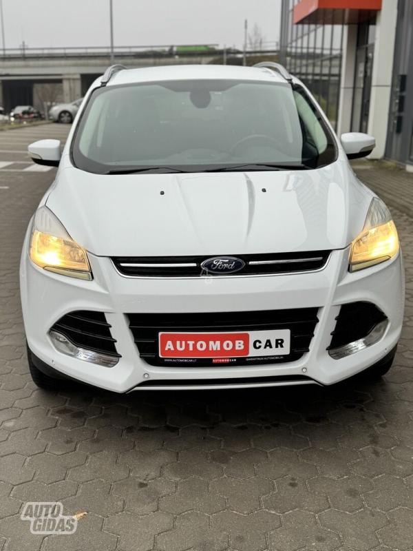 White Ford Kuga 2014 in Vilnius, with an engine capacity of 2.00 L and mileage of 238 thousand km for 6850 €, photo 4 on AUTOMOTO.COM.LV