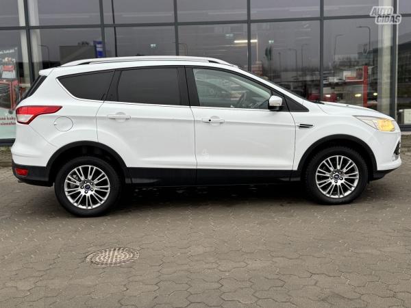 White Ford Kuga 2014 in Vilnius, with an engine capacity of 2.00 L and mileage of 238 thousand km for 6850 €, photo 6 on AUTOMOTO.COM.LV