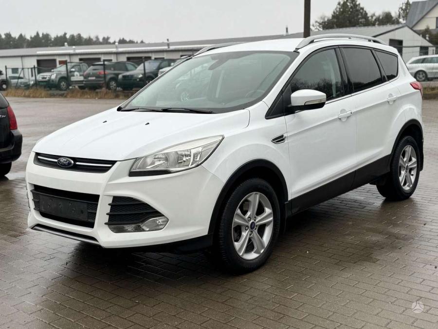 Balts Ford Kuga 2014 Utena, ar dzinēja tilpumu 2.00 L un nobraukumu 240 tūkst. km par 6900 €, foto 1 vietnē AUTOMOTO.COM.LV