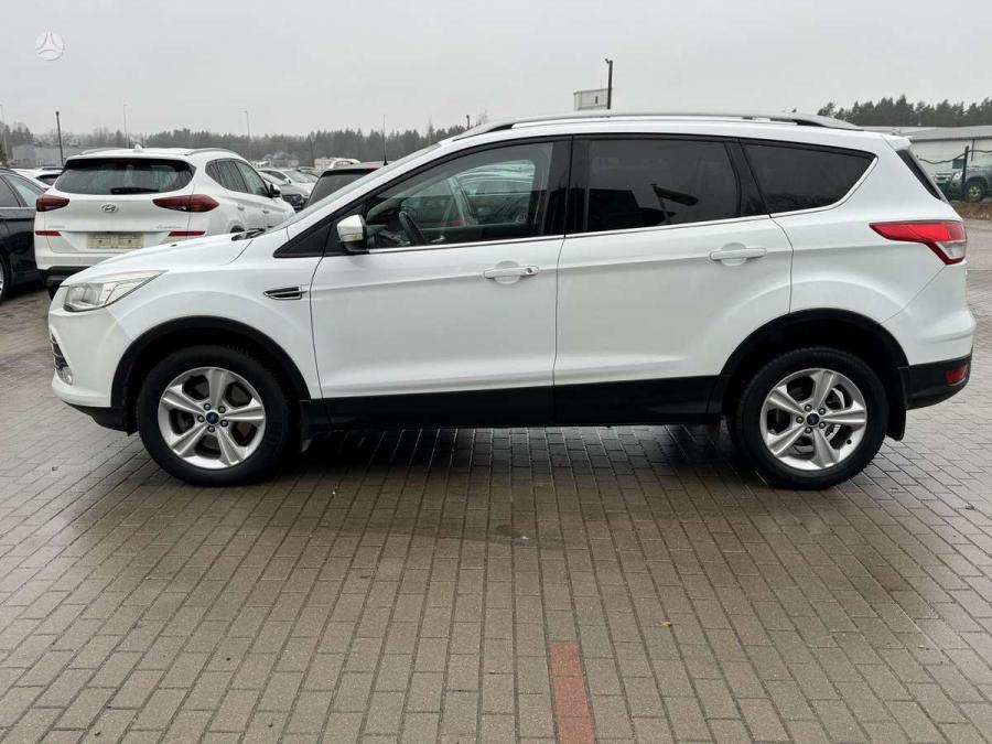 Balts Ford Kuga 2014 Utena, ar dzinēja tilpumu 2.00 L un nobraukumu 240 tūkst. km par 6900 €, foto 4 vietnē AUTOMOTO.COM.LV