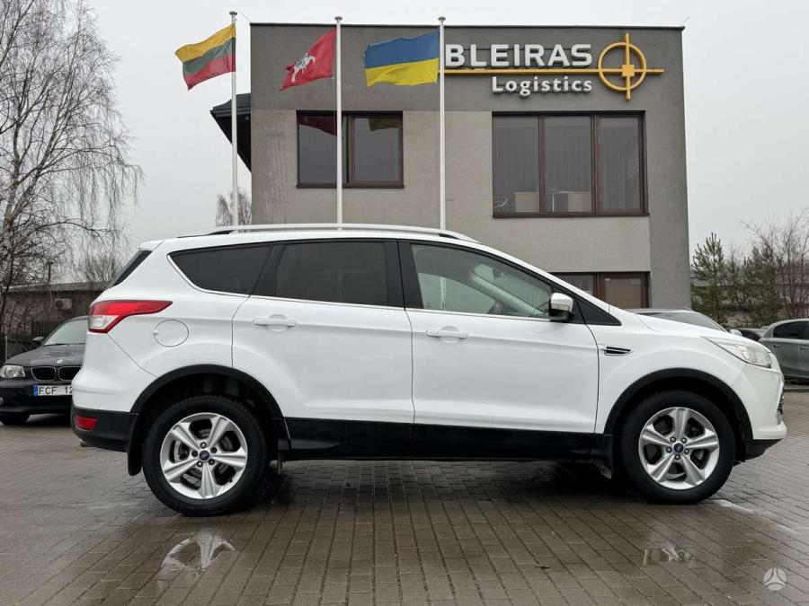 Balts Ford Kuga 2014 Utena, ar dzinēja tilpumu 2.00 L un nobraukumu 240 tūkst. km par 6900 €, foto 5 vietnē AUTOMOTO.COM.LV