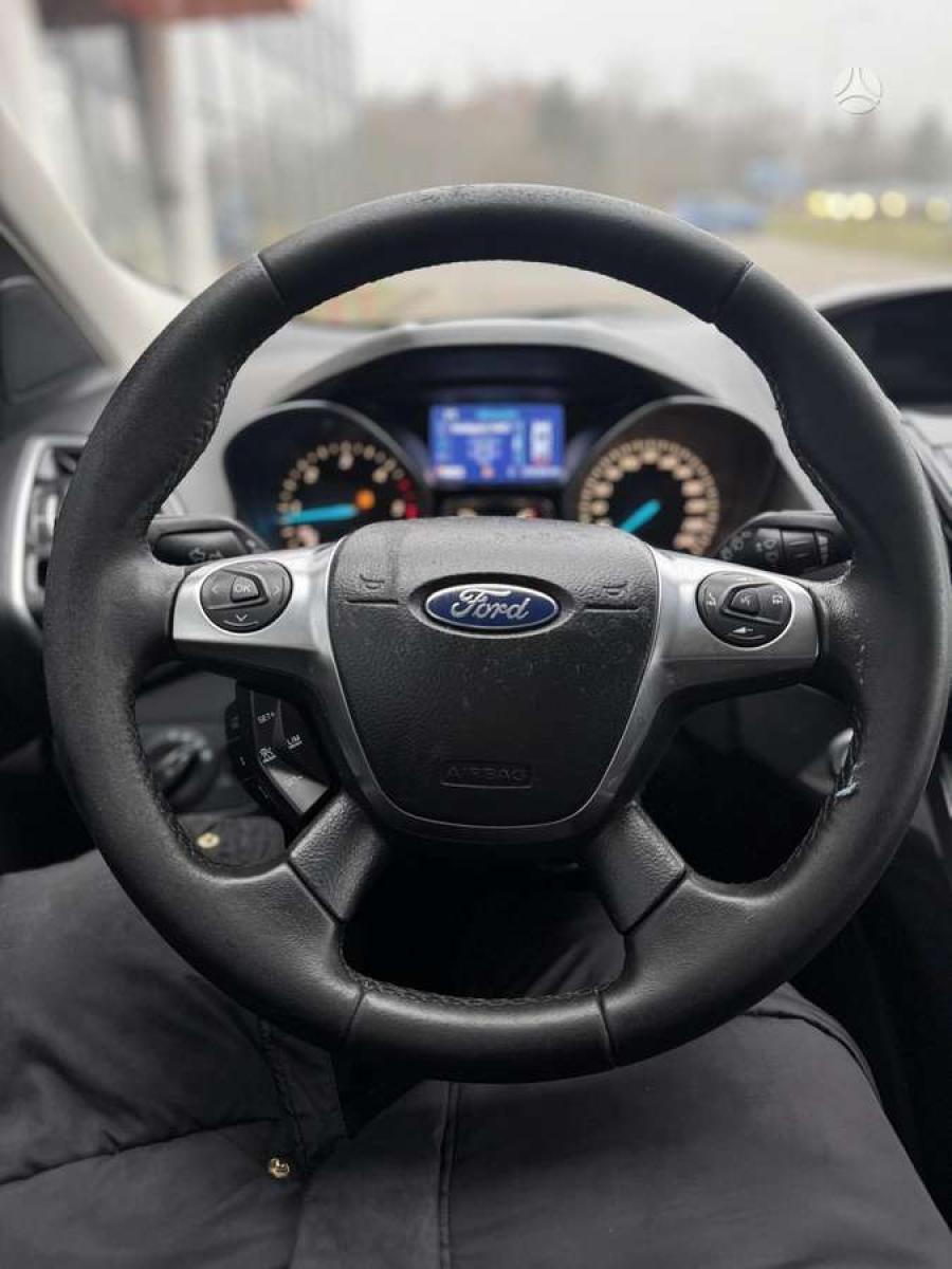 Balts Ford Kuga 2014 Viļņa, ar dzinēja tilpumu 2.00 L un nobraukumu 238 tūkst. km par 6850 €, foto 23 vietnē AUTOMOTO.COM.LV