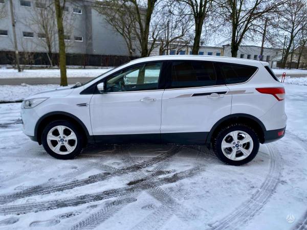 White Ford Kuga 2014 in Siauliai, with an engine capacity of 1.60 L and mileage of 260 thousand km for 5999 €, photo 6 on AUTOMOTO.COM.LV