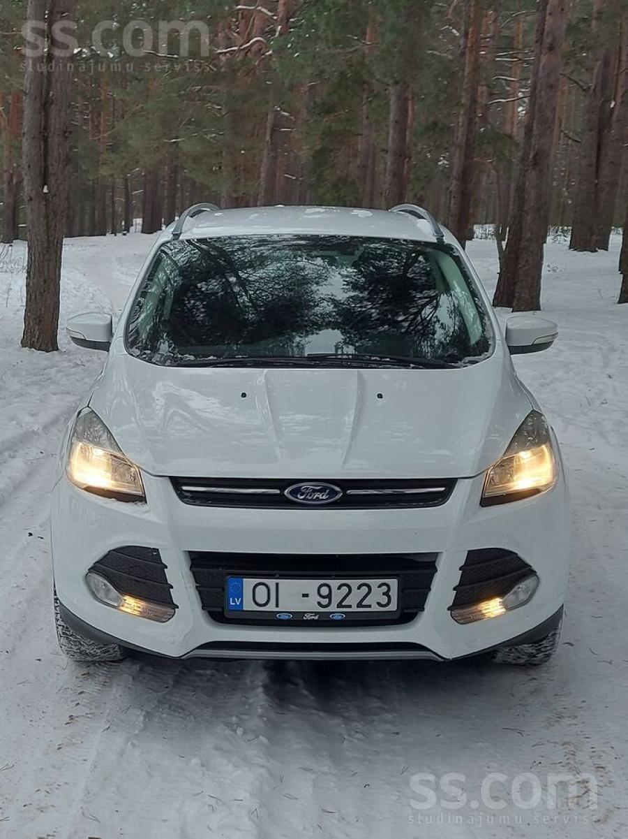 Balts Ford Kuga 2014 Daugavpils, ar dzinēja tilpumu 2.00 L un nobraukumu 156 tūkst. km par 7250 €, foto 3 vietnē AUTOMOTO.COM.LV