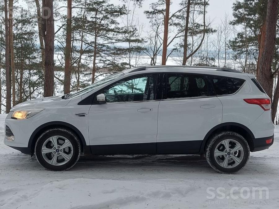 Balts Ford Kuga 2014 Daugavpils, ar dzinēja tilpumu 2.00 L un nobraukumu 156 tūkst. km par 7250 €, foto 5 vietnē AUTOMOTO.COM.LV