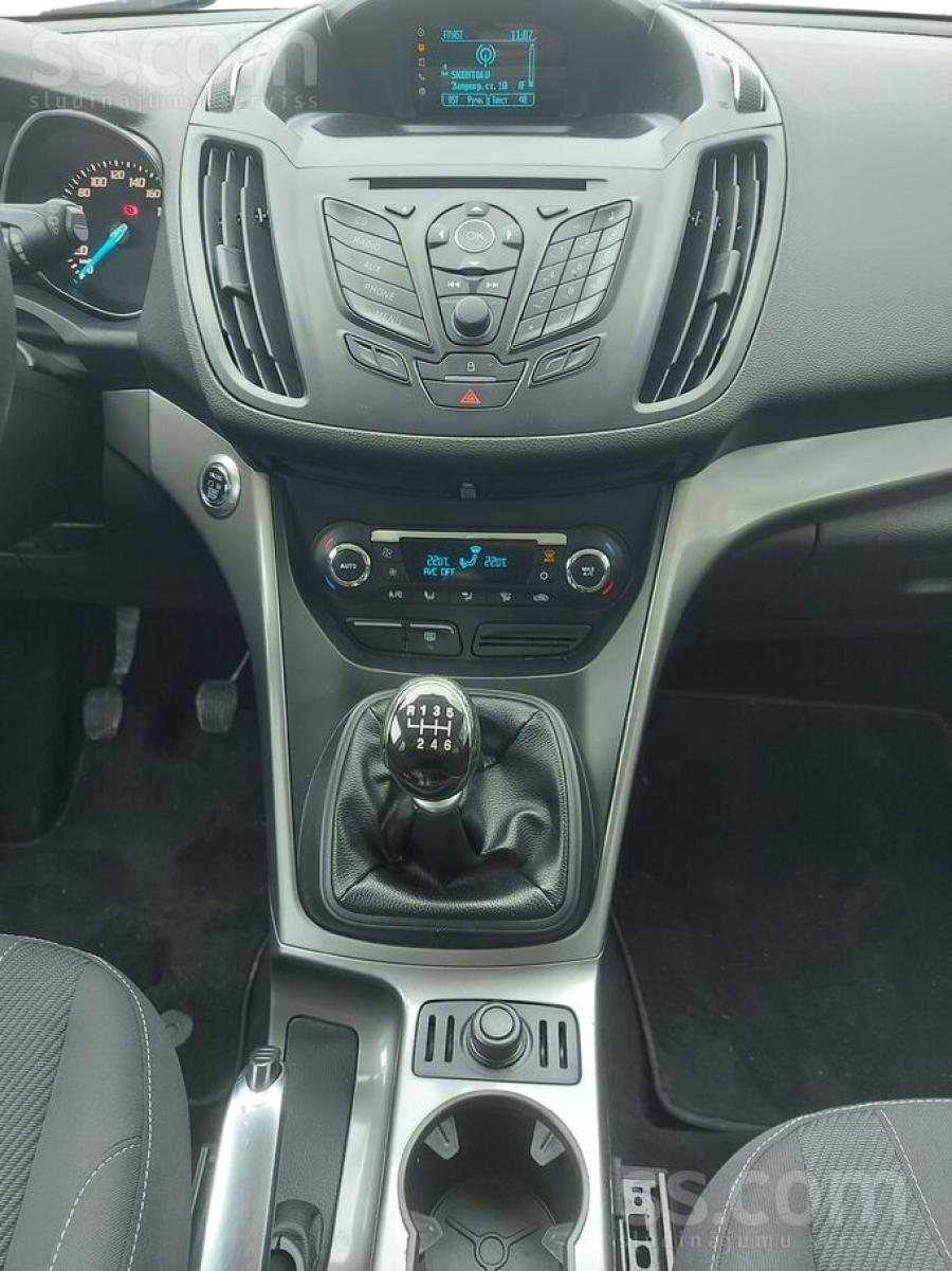 Balts Ford Kuga 2014 Daugavpils, ar dzinēja tilpumu 2.00 L un nobraukumu 156 tūkst. km par 7250 €, foto 22 vietnē AUTOMOTO.COM.LV