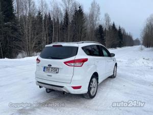White Ford Kuga 2014 in Tallinn, with an engine capacity of 2.00 L and mileage of 259 thousand km for 7200 €, photo 3 on AUTOMOTO.COM.LV