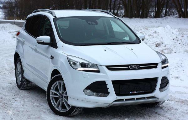 White Ford Kuga 2014 in Kretinga, with an engine capacity of 2.00 L and mileage of 154 thousand km for 8499 €, photo 7 on AUTOMOTO.COM.LV