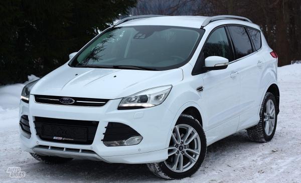 White Ford Kuga 2014 in Petrikaiciai, with an engine capacity of 2.00 L and mileage of 154 thousand km for 8499 €, photo 1 on AUTOMOTO.COM.LV