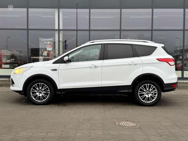 White Ford Kuga 2014 in Vilnius, with an engine capacity of 2.00 L and mileage of 238 thousand km for 5950 €, photo 8 on AUTOMOTO.COM.LV