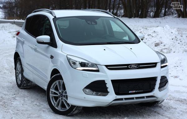 White Ford Kuga 2014 in Petrikaiciai, with an engine capacity of 2.00 L and mileage of 154 thousand km for 8499 €, photo 1 on AUTOMOTO.COM.LV
