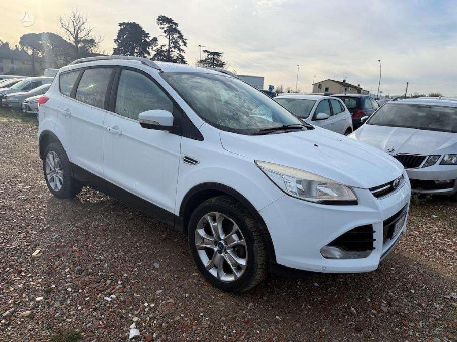 Balts Ford Kuga 2014 Šauļi, ar dzinēja tilpumu 2.00 L un nobraukumu 250 tūkst. km par 6500 €, foto 3 vietnē AUTOMOTO.COM.LV