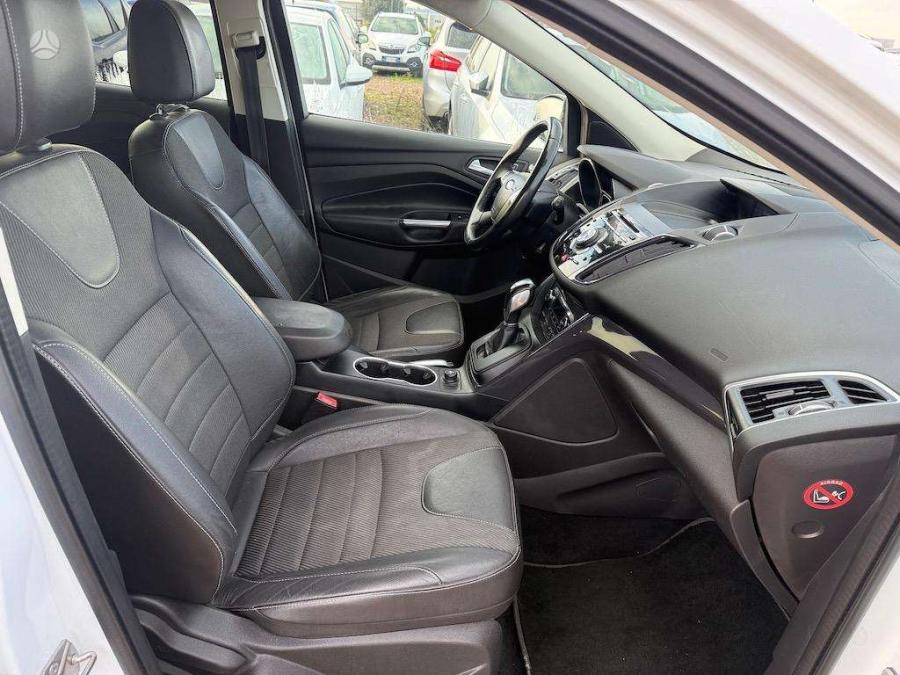 Balts Ford Kuga 2014 Šauļi, ar dzinēja tilpumu 2.00 L un nobraukumu 250 tūkst. km par 6500 €, foto 10 vietnē AUTOMOTO.COM.LV