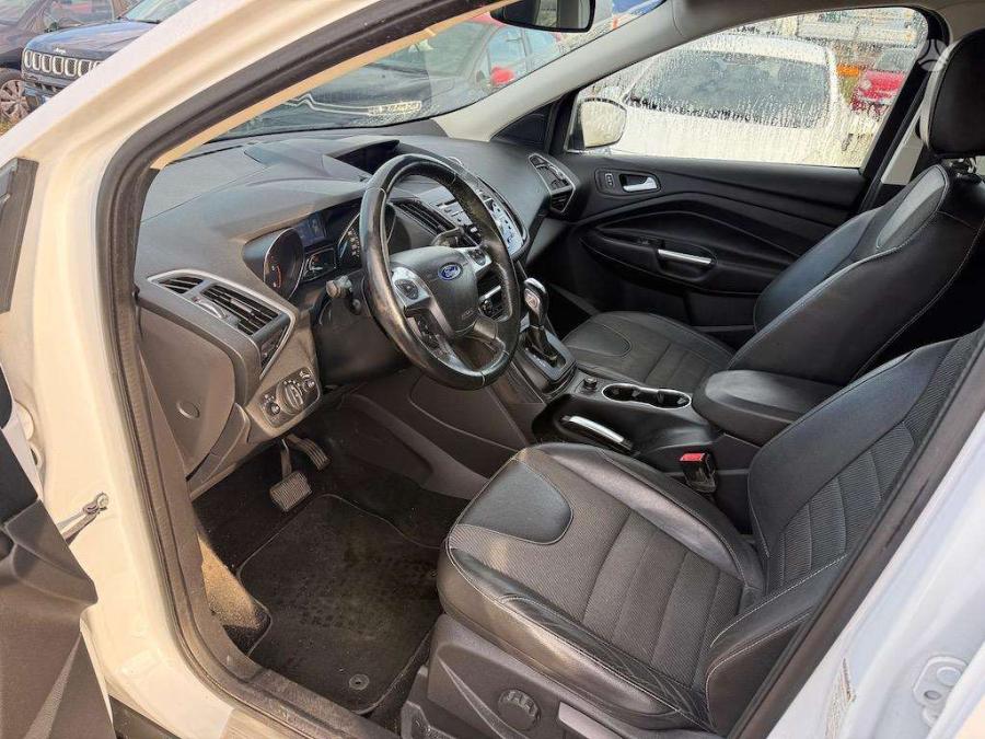 Balts Ford Kuga 2014 Šauļi, ar dzinēja tilpumu 2.00 L un nobraukumu 250 tūkst. km par 6500 €, foto 11 vietnē AUTOMOTO.COM.LV