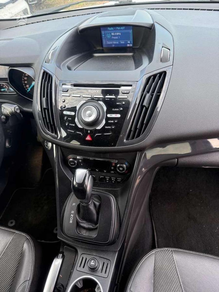 Balts Ford Kuga 2014 Šauļi, ar dzinēja tilpumu 2.00 L un nobraukumu 250 tūkst. km par 6500 €, foto 15 vietnē AUTOMOTO.COM.LV