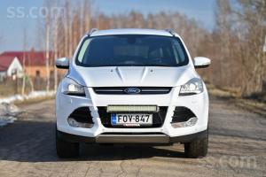 Balts Ford Kuga 2014 Dobele, ar dzinēja tilpumu 2.00 L un nobraukumu 200 tūkst. km par 7450 €, foto  vietnē AUTOMOTO.COM.LV