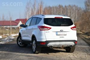 White Ford Kuga 2014 in Dobele, with an engine capacity of 2.00 L and mileage of 200 thousand km for 7450 €, photo 9 on AUTOMOTO.COM.LV