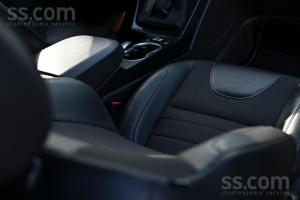 White Ford Kuga 2014 in Dobele, with an engine capacity of 2.00 L and mileage of 200 thousand km for 7450 €, photo 16 on AUTOMOTO.COM.LV