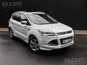 White Ford Kuga 2014 in Jelgava, with an engine capacity of 2.00 L and mileage of 240 thousand km for 7995 €, photo  on AUTOMOTO.COM.LV