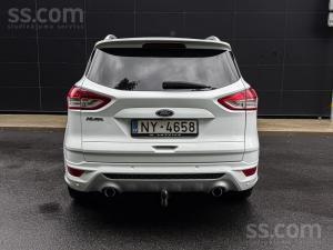 Balts Ford Kuga 2014 Jelgava, ar dzinēja tilpumu 2.00 L un nobraukumu 240 tūkst. km par 7995 €, foto 6 vietnē AUTOMOTO.COM.LV