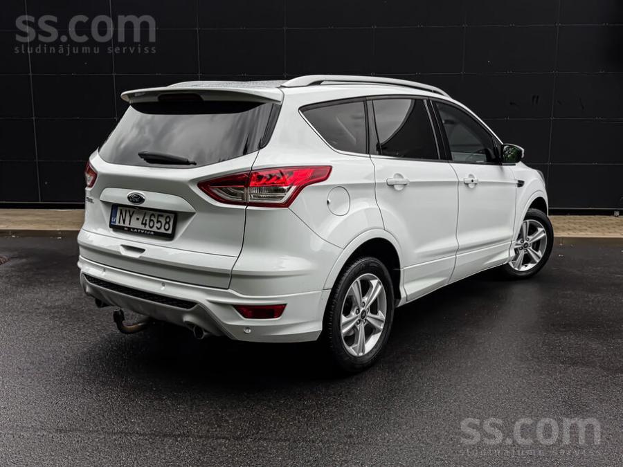 Balts Ford Kuga 2014 Jelgava, ar dzinēja tilpumu 2.00 L un nobraukumu 240 tūkst. km par 7995 €, foto 7 vietnē AUTOMOTO.COM.LV