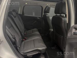Balts Ford Kuga 2014 Jelgava, ar dzinēja tilpumu 2.00 L un nobraukumu 240 tūkst. km par 7995 €, foto 9 vietnē AUTOMOTO.COM.LV
