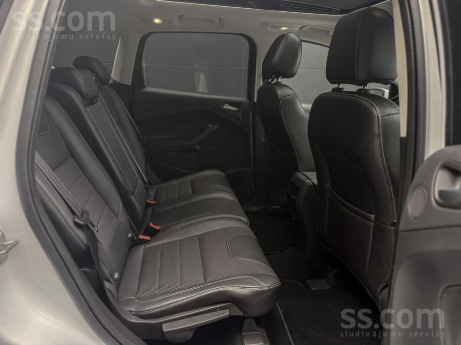 Balts Ford Kuga 2014 Jelgava, ar dzinēja tilpumu 2.00 L un nobraukumu 240 tūkst. km par 7995 €, foto 9 vietnē AUTOMOTO.COM.LV