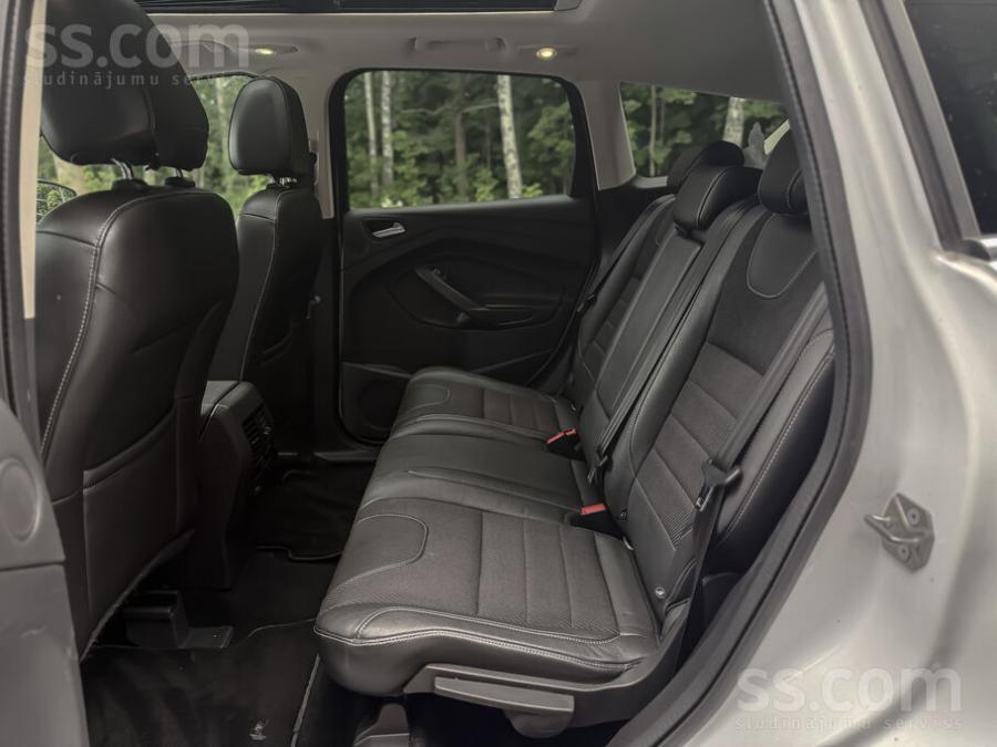 Balts Ford Kuga 2014 Jelgava, ar dzinēja tilpumu 2.00 L un nobraukumu 240 tūkst. km par 7995 €, foto 10 vietnē AUTOMOTO.COM.LV