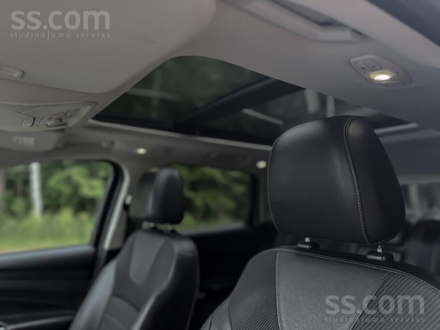 Balts Ford Kuga 2014 Jelgava, ar dzinēja tilpumu 2.00 L un nobraukumu 240 tūkst. km par 7995 €, foto 12 vietnē AUTOMOTO.COM.LV
