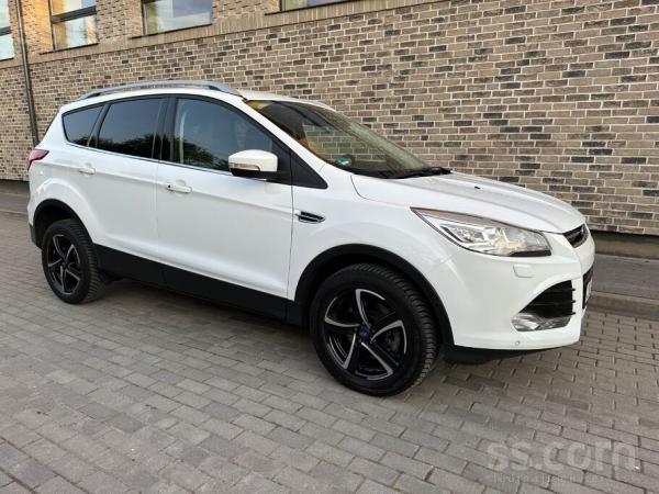 Balts Ford Kuga 2014 Tukums, ar dzinēja tilpumu 2.00 L un nobraukumu 151 tūkst. km par 8990 €, foto 2 vietnē AUTOMOTO.COM.LV
