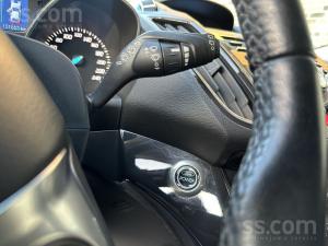 White Ford Kuga 2014 in Tukums, with an engine capacity of 2.00 L and mileage of 151 thousand km for 8990 €, photo 22 on AUTOMOTO.COM.LV