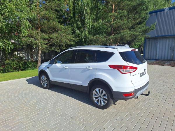White Ford Kuga 2014 in Kaunas, with an engine capacity of 2.00 L and mileage of 215 thousand km for 6950 €, photo 7 on AUTOMOTO.COM.LV