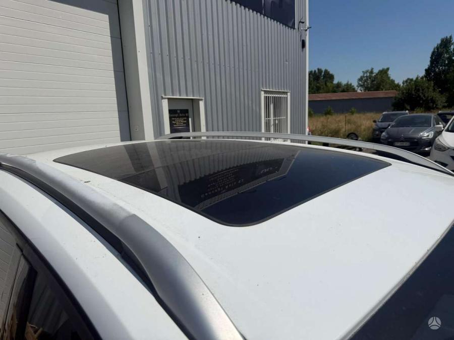 Balts Ford Kuga 2014 Panevēža, ar dzinēja tilpumu 2.00 L un nobraukumu 196 tūkst. km par 6550 €, foto 3 vietnē AUTOMOTO.COM.LV