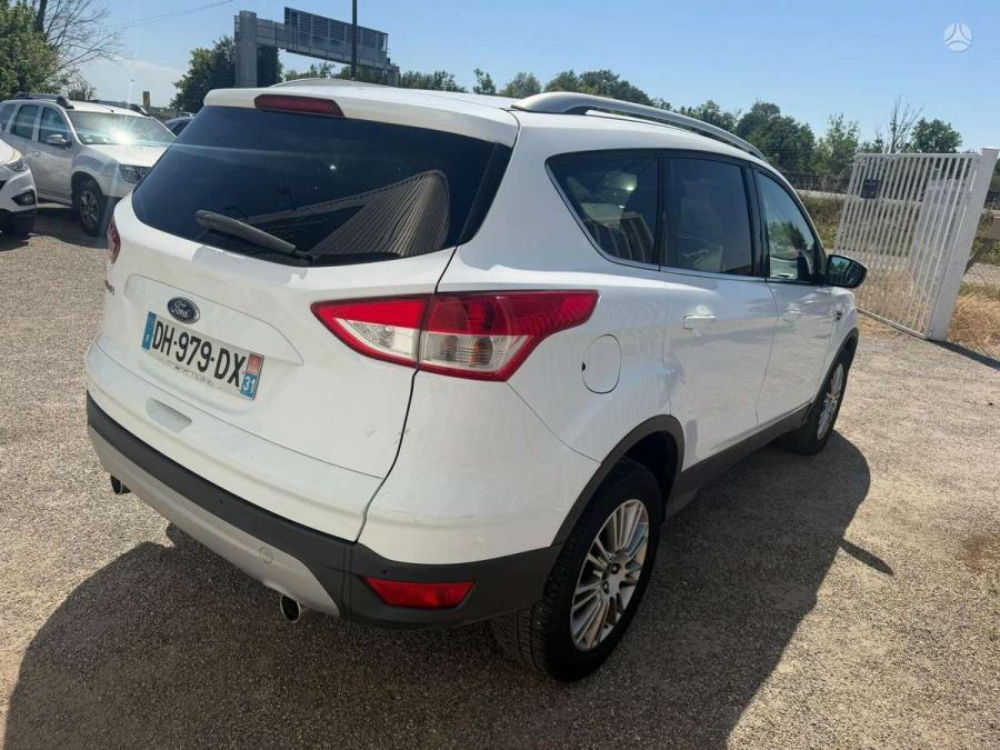 Balts Ford Kuga 2014 Panevēža, ar dzinēja tilpumu 2.00 L un nobraukumu 196 tūkst. km par 6550 €, foto 8 vietnē AUTOMOTO.COM.LV