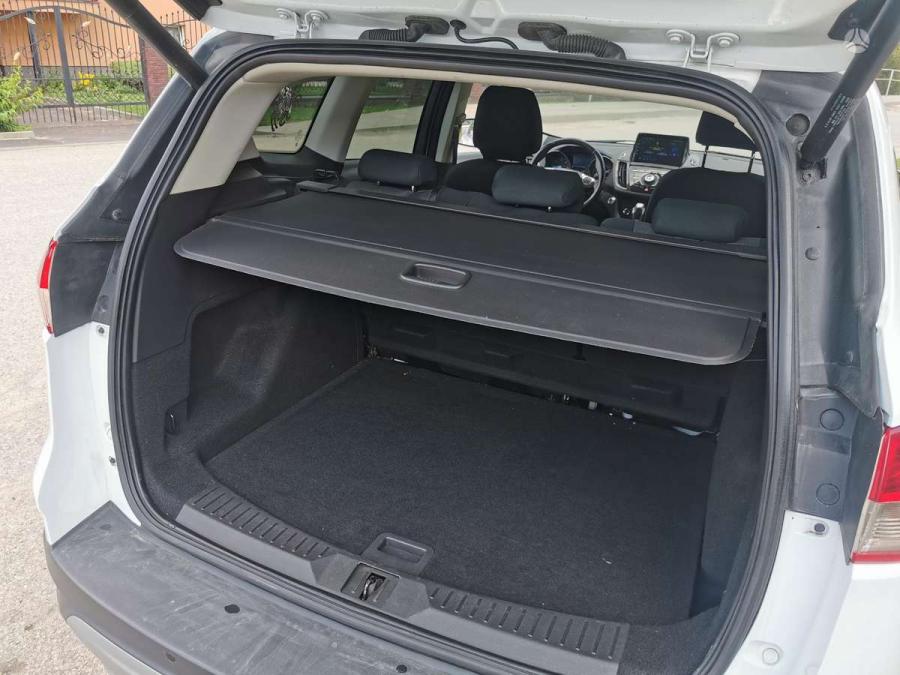 Balts Ford Kuga 2014 Šauļi, ar dzinēja tilpumu 2.00 L un nobraukumu 165 tūkst. km par 8100 €, foto 19 vietnē AUTOMOTO.COM.LV