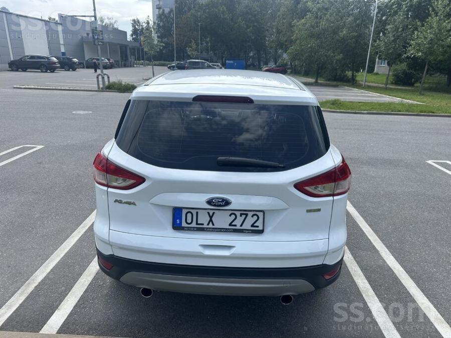 White Ford Kuga 2014 in Riga, with an engine capacity of 1.60 L and mileage of 280 thousand km for 5950 €, photo 7 on AUTOMOTO.COM.LV
