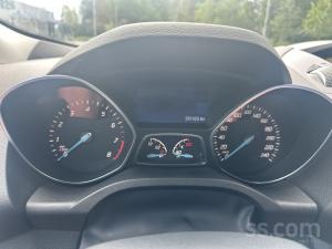 White Ford Kuga 2014 in Riga, with an engine capacity of 1.60 L and mileage of 280 thousand km for 5950 €, photo 14 on AUTOMOTO.COM.LV