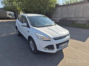 Balts Ford Kuga 2014 Rīga, ar dzinēja tilpumu 2.00 L un nobraukumu 254 tūkst. km par 8490 €, foto 3 vietnē AUTOMOTO.COM.LV