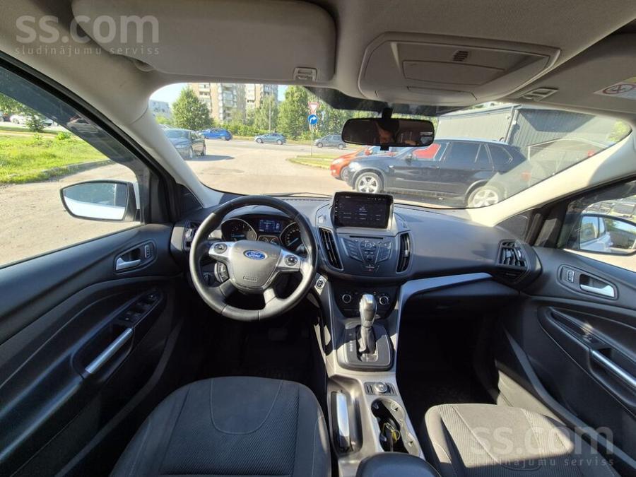 Balts Ford Kuga 2014 Rīga, ar dzinēja tilpumu 2.00 L un nobraukumu 254 tūkst. km par 8490 €, foto 15 vietnē AUTOMOTO.COM.LV