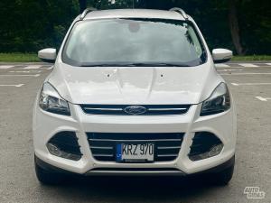 White Ford Kuga 2014 in Alytus, with an engine capacity of 2.00 L and mileage of 108 thousand km for 8300 €, photo 3 on AUTOMOTO.COM.LV