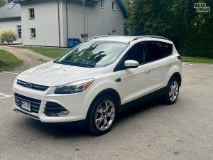 White Ford Kuga 2014 in Alytus, with an engine capacity of 2.00 L and mileage of 108 thousand km for 8300 €, photo 4 on AUTOMOTO.COM.LV