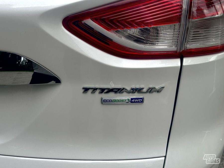 White Ford Kuga 2014 in Alytus, with an engine capacity of 2.00 L and mileage of 108 thousand km for 8300 €, photo 10 on AUTOMOTO.COM.LV