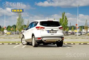 White Ford Kuga 2014 in Riga, with an engine capacity of 2.00 L and mileage of 254 thousand km for 7790 €, photo 8 on AUTOMOTO.COM.LV