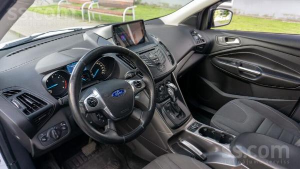 Balts Ford Kuga 2014 Rīga, ar dzinēja tilpumu 2.00 L un nobraukumu 254 tūkst. km par 7790 €, foto 9 vietnē AUTOMOTO.COM.LV