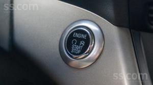 White Ford Kuga 2014 in Riga, with an engine capacity of 2.00 L and mileage of 254 thousand km for 7790 €, photo 21 on AUTOMOTO.COM.LV