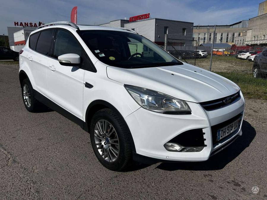 White Ford Kuga 2014 in Panevezys, with an engine capacity of 2.00 L and mileage of 199 thousand km for 6550 €, photo 1 on AUTOMOTO.COM.LV