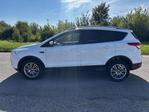 White Ford Kuga 2014 in Panevezys, with an engine capacity of 2.00 L and mileage of 199 thousand km for 6550 €, photo 6 on AUTOMOTO.COM.LV